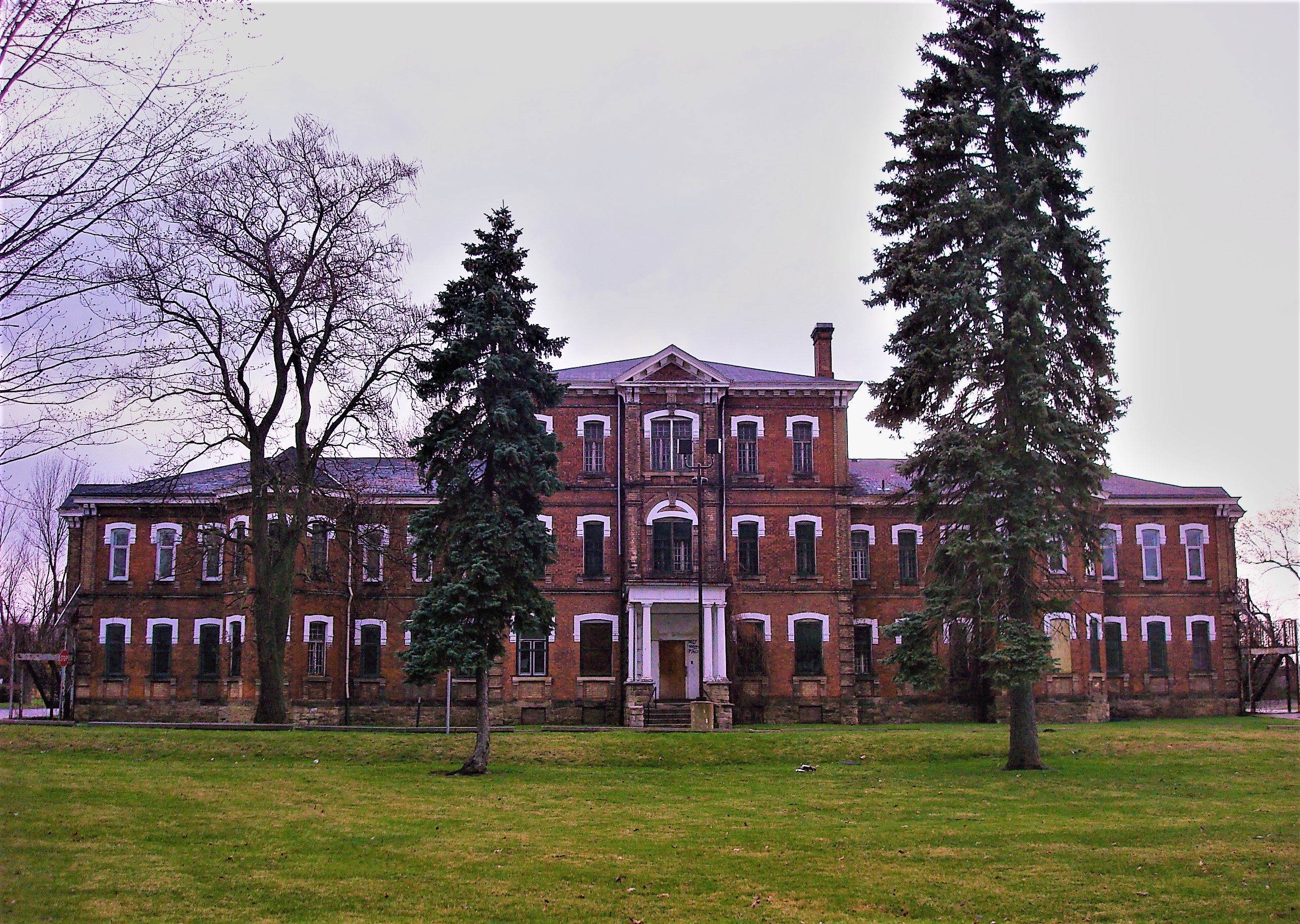 What Happened to West House? – Where's Rose?